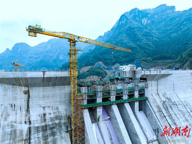 Construction of Daxingzhai Reservoir in Full Swing Despite Harsh Winter ...